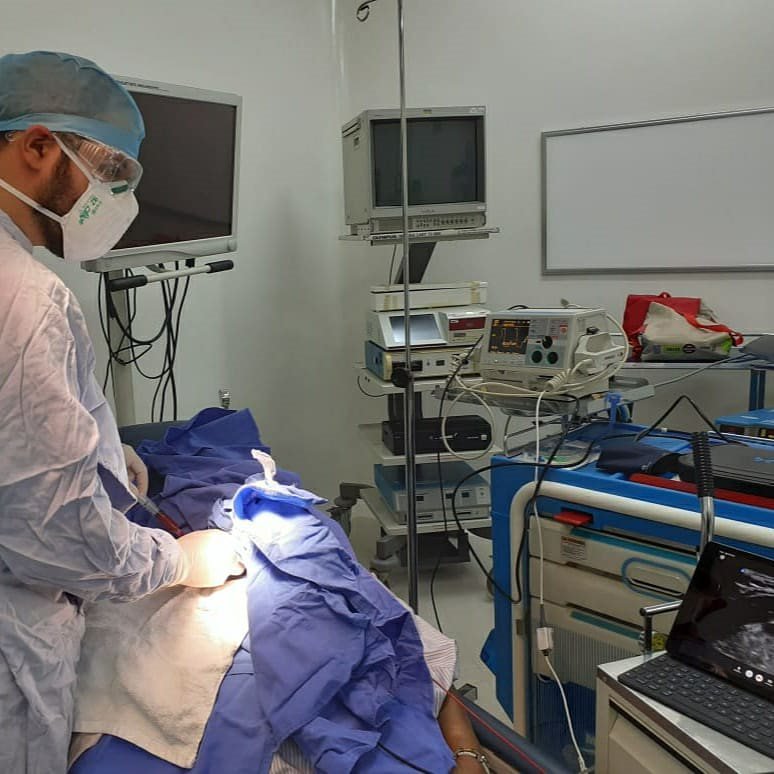 Colocación de Catéter para Hemodiálisis - Nefrus